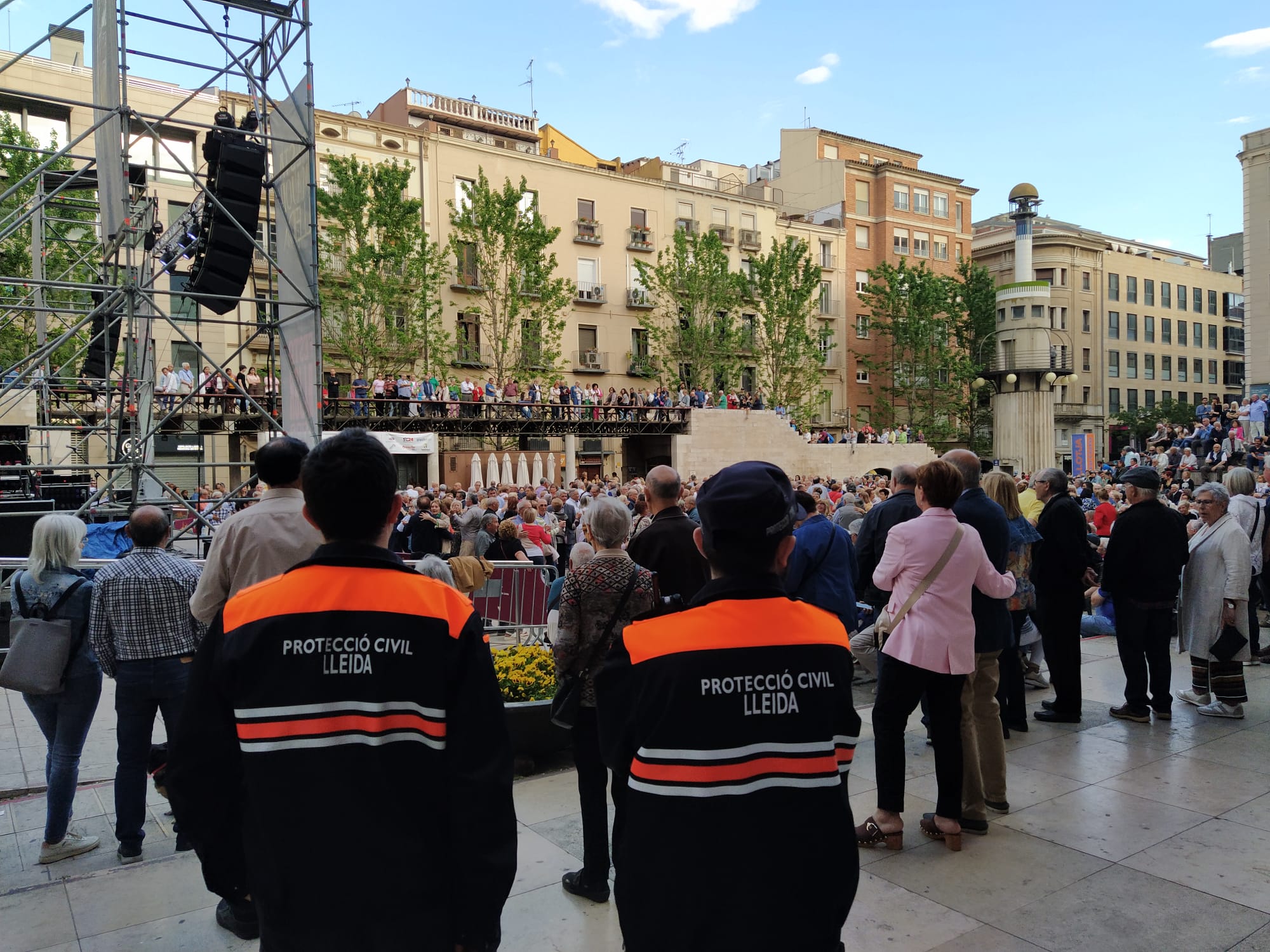 14 Maig 2023, Servei Ball de Festa Major de Lleida plaça Sant Joan ...